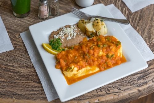 Omelette de Bistec Ranchero | Café de La Flor